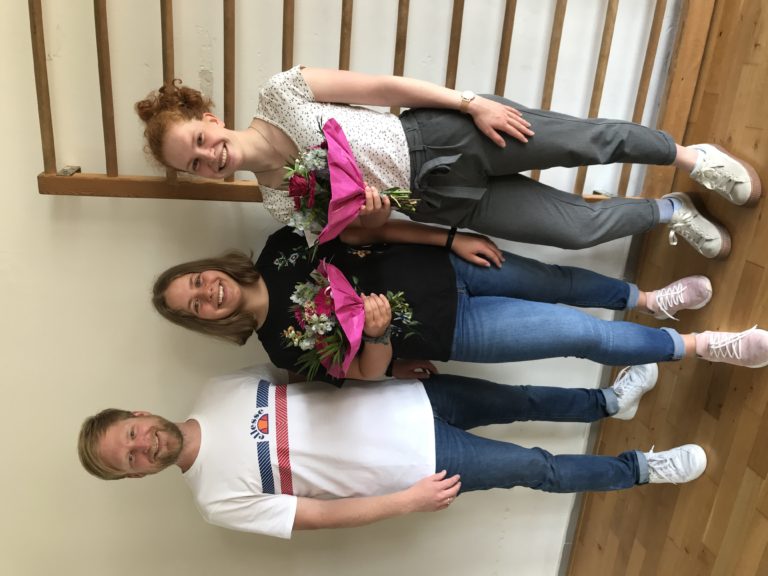 Verabschiedung unserer FSJlerinnen Laura und Mara — TSV 1887